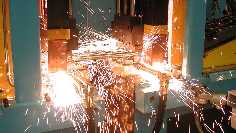 Flash butt welding systems - ATEC | Sondermaschinen- und Anlagenbau GmbH