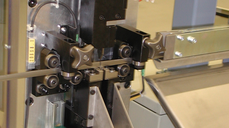 Conformado de chapa - ATEC | Sondermaschinen- und Anlagenbau GmbH